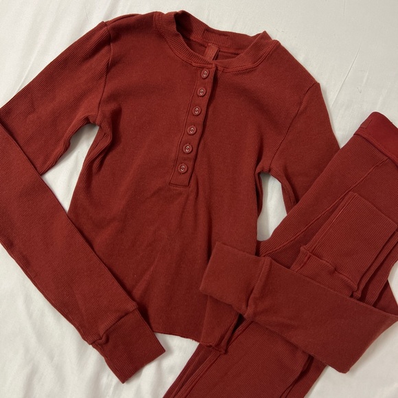 SKIMS | Tops | Skims Cotton Rib Henley Button Up Long Sleeve Crop Top ...